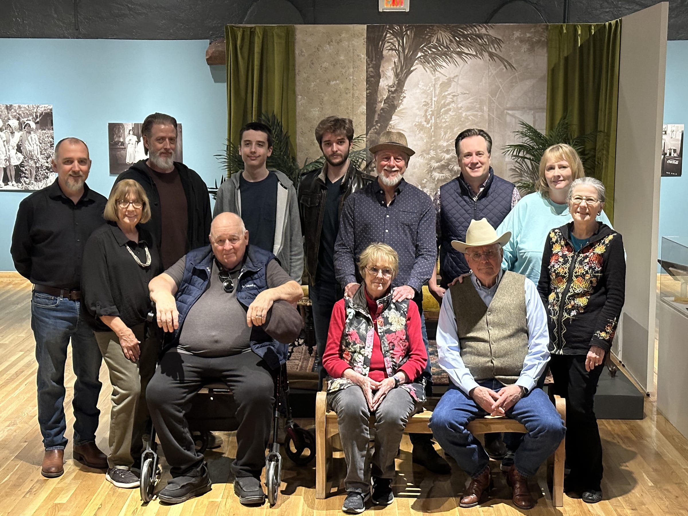 Las Cruces photo exhibit reunites family of photographer Jim Ballard